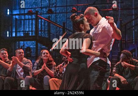 LA DERNIÈRE DANSE DE MAGIC MIKE (2023) SALMA HAYEK AYUB KHAN-DIN JEMELIA GEORGE STEVEN ...