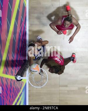 Ellie Bird de Leeds Rhinos (à gauche) et Lindsay Keable de London Pulse ...