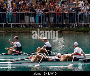 Germany's second placed Hans Gruhne and Stephan Krueger, left, New ...