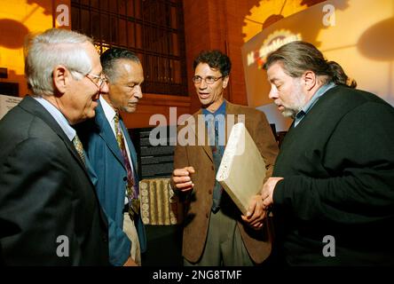 From left to right, Steve Wozniak, Co-Founder of Apple, Julia Gillard ...