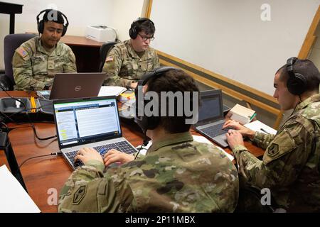 La Brigade du renseignement militaire de 300th de la Garde nationale de ...
