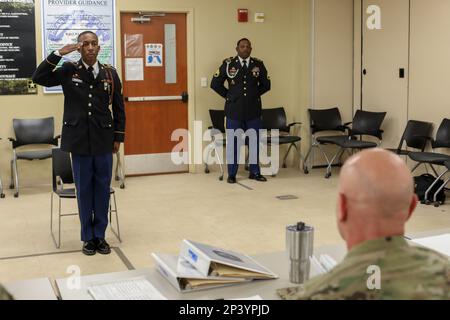 ÉTATS-UNIS Le Sgt de l'armée, Chayse Madison, affecté au bataillon de ...