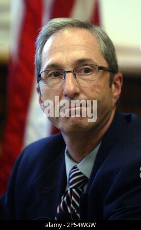 Mason County Prosecutor Paul Spaniola makes his opening statement ...