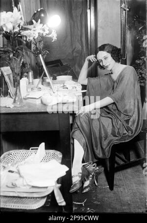 1913 : la danseuse russe la plus célèbre ANNA PAVLOVA ( Pavlovna 1881 ...