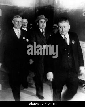 TO GO WITH STORY AL CAPONE LEGADO ** FILE ** The casket containing the ...