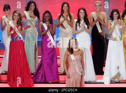 Judges for the Miss World contest, front from left: Miss World 2001 ...