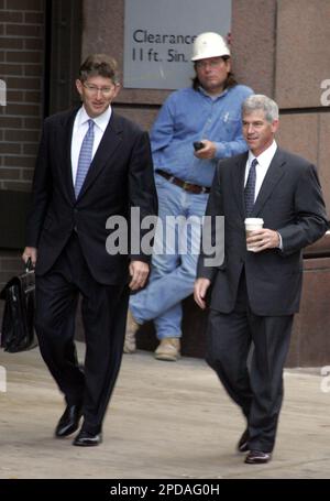 Former Enron CFO Andrew Fastow, left, and his attorney David Gergen ...