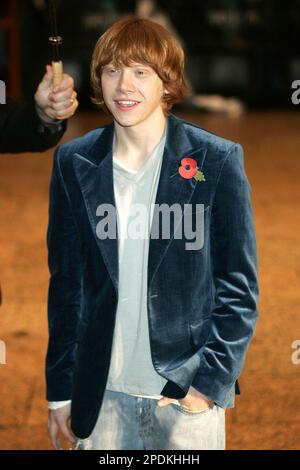 Rupert Grint, qui joue Ron Weasley, arrive pour la première mondiale de ...