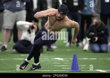 Defensive back Jonathan Sutherland runs a drill during Penn State's ...