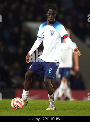 Darko Gyabi, en Angleterre, en action lors du match de qualification ...