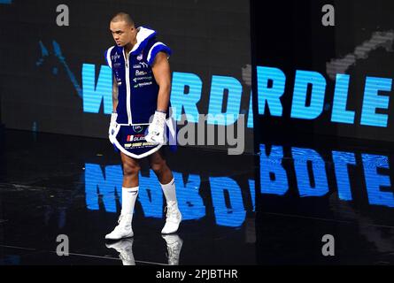 Fabio Wardley se rend sur le ring avant le WBA Continental Heavyweight ...