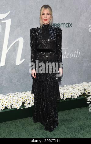Lily Rabe arrive à la première « Love & Death » de Los Angeles au ...