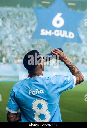 Malmoe, Suède. 30th, avril 2023. Hugo Larsson de Malmo FF vu pendant le ...