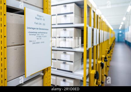 Chemnitz, Allemagne. 13th mai 2023. Vue des boîtes d'archives dans la ...
