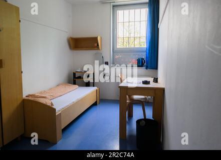 Hameln, Allemagne. 11th mai 2023. Un jeune détenu se trouve dans sa ...