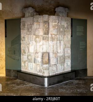 Détails de construction de la région de Chènes, musée d'archéologie ...