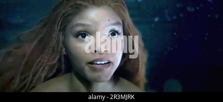 LA PETITE SIRÈNE, Halle Bailey comme Ariel, 2023. tél. : Giles Keyte / © Walt Disney Studios ...