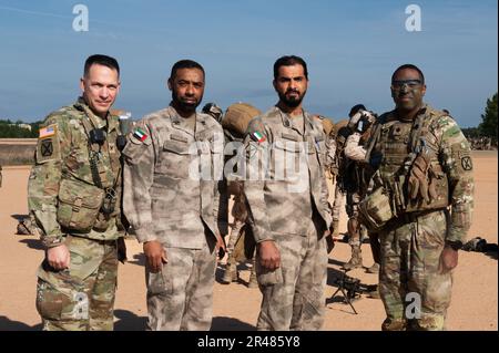Le colonel des Émirats arabes Unis Badr Al Hamadi, commandant du ...