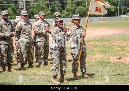 Le sergent de commandement Jeffrey Campbell, officier supérieur non commandant de la Brigade de ...
