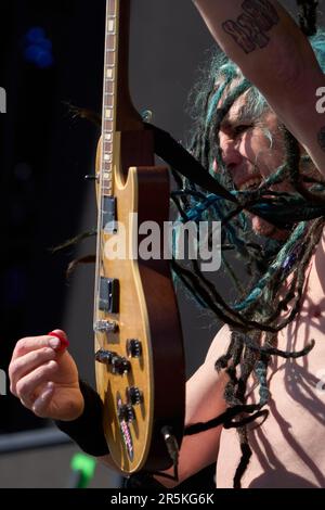 04 juin 2023, Rhénanie-Palatinat, Nürburg: Alissa White-Gluz, chanteuse ...