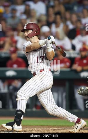 4 juin 2023: Le capteur de Broncos Ben Steck #17 atteint pour recevoir ...