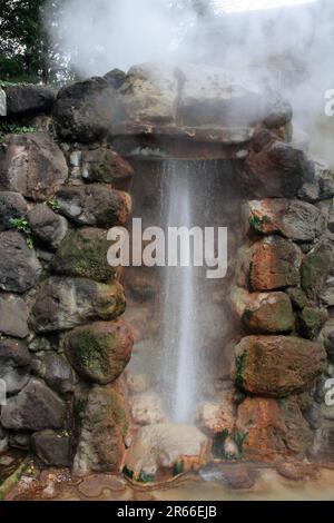 Beppu Onsen Jigoku Meguri (Tatsumaki Jigoku Photo Stock - Alamy
