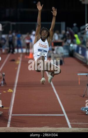 Le long lumper du Texas ACKELIA SMITH en action aux Championnats d ...