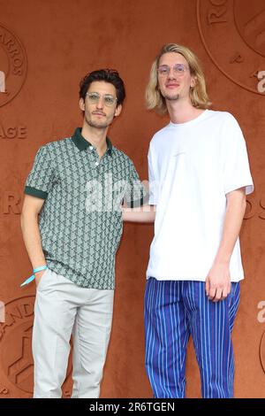 Pierre Niney et Paul Mirabelle assistent à l'Open de France 2023 à ...
