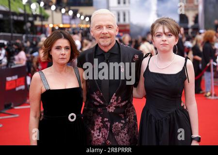 Maureen Pegg, Simon Pegg and Matilda Pegg pose for photographers upon ...