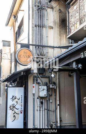 2023 pontocho ruelle dans le centre de kyoto, célèbre ruelle et allée ...