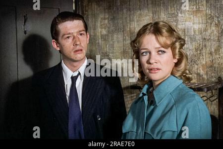 ROYAUME-UNI. Judy Geeson dans une scène du film (C)Columbia Pictures ...