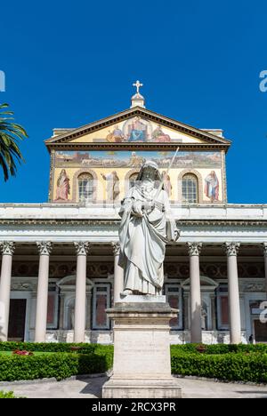 La basilique papale de Saint Paul à l'extérieur des murs est l'une des ...