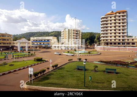 Vue partielle du centre-ville de Bangui, capitale centrafricaine, 30 ...