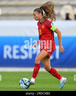 Silvia Lloris (8 ans) d'Espagne photographiée lors d'un match de ...
