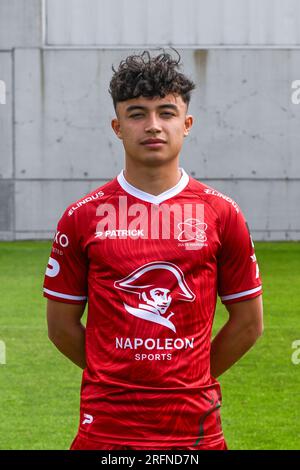Dylan Demuynck (59 ans) de Zulte-Waregem photographié lors d'un match ...