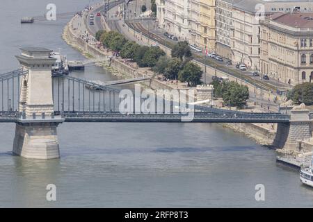 Budapest. 4 août 2023. Le pont des chaînes Szechenyi est vu à Budapest ...