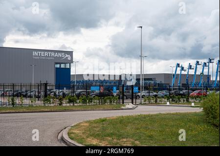 Oud Gastel, Brabant, pays-Bas, 1 juillet 2023 - Siège et entrepôt de la ...