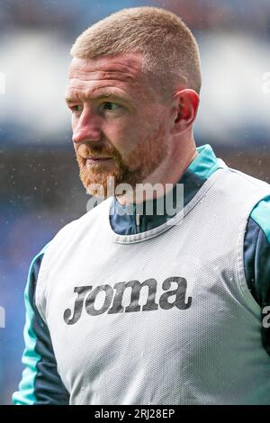 ALAN POWER, un footballeur professionnel irlandais, joue actuellement ...