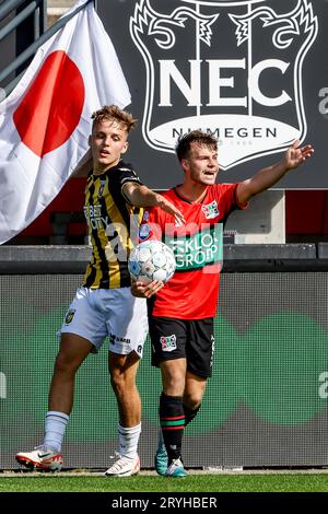 NIJMEGEN - (de gauche à droite) Gyan de Regt de vitesse, Bart van Rooij ...