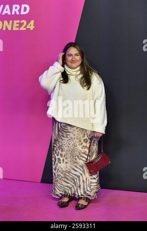 Sandra Fink Musikerin 12/24 thg Sandra Fink auf dem Roten Teppich zur ...