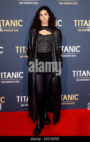 Suri Abbassi BEI der Eröffnung der Ausstellung Titanic : eine immersive ...