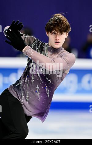 Douglas GERBER (AUS), pendant le patinage libre masculin, aux quatre ...
