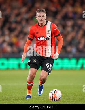 Alfie Doughty de Luton Town lors du match de Premier League à Bramall ...