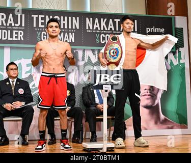 Tokyo, Japon. 17 septembre 2023. Un homme démontre une combinaison ...