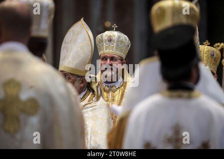 Italie, Rome, Vatican, 2023/10/9. Les membres du clergé participent à ...