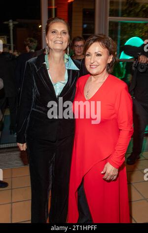 Prix - Goldene Henne 2023 Ute Freudenberg, Thorsten Merten und Adelheid ...