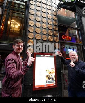 Cllr Harry Doyle, membre du Cabinet de Liverpool pour la Culture, au ...