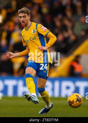 Lewis Brunt de Mansfield Town lors du match de Sky Bet League Two au ...