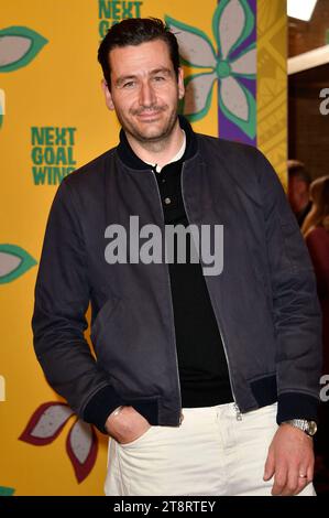 Michael Epp BEI der Premiere des Kinofilms The Beekeeper im vue ...