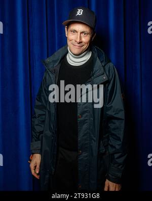 Amazon Prime Premiere - Die Discounter Steffel 3 Lo Rivera BEI der ...